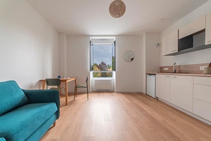 Appartement à louer - Nantes, Hauts-Pavés, Saint-Pasquier, Saint-Félix, Université - 1 pièce