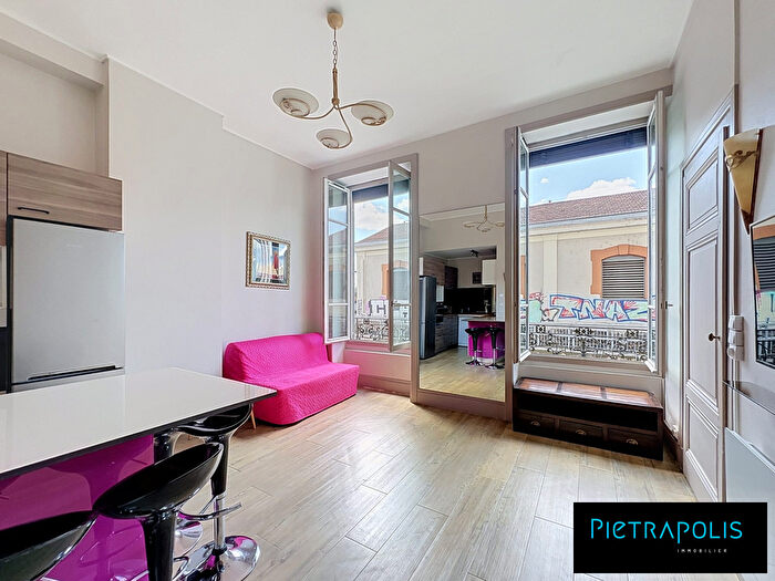 Appartement 3 pièces à vendre à Lyon 2ème, Perrache, Confluence