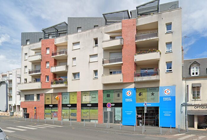 Appartement à vendre - Vierzon, Centre-ville - 4 pièces - 3 chambres