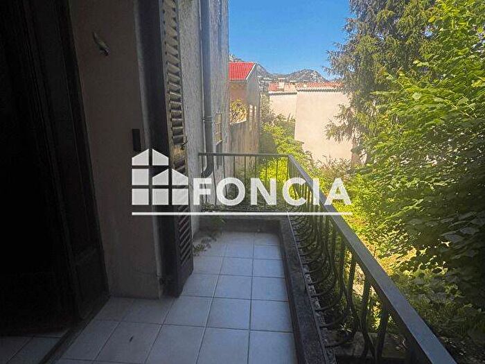 Saint Martin, Vence : Appartement 3 pièces à louer