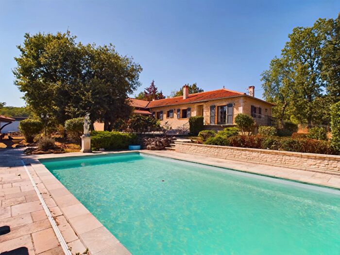 Cordes-sur-Ciel : Maison 10 pièces à vendre