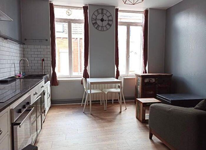 Appartement à louer - Lille - 2 pièces - 1 chambre