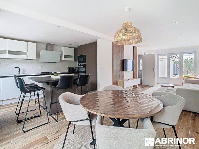 Blanc Riez Centre, Wattignies : Maison 4 pièces à louer