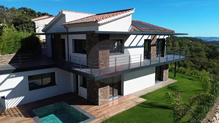 Maison à vendre - Les Adrets-de-lEstérel - 6 pièces - 4 chambres