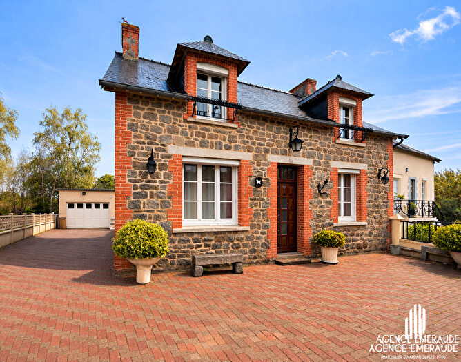 Maison à vendre - Pleurtuit - 5 pièces - 4 chambres