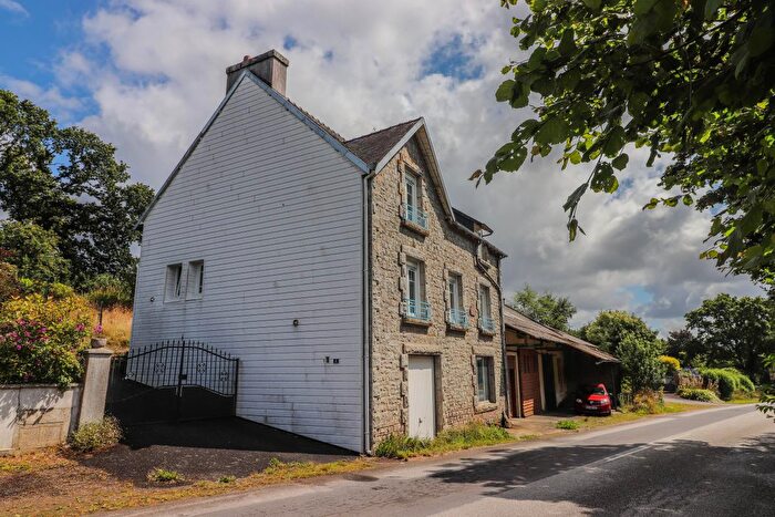 Maison 5 pièces à vendre - Huelgoat