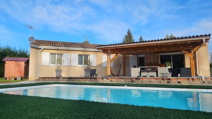 Maison à vendre - Pugnac - 6 pièces - 5 chambres