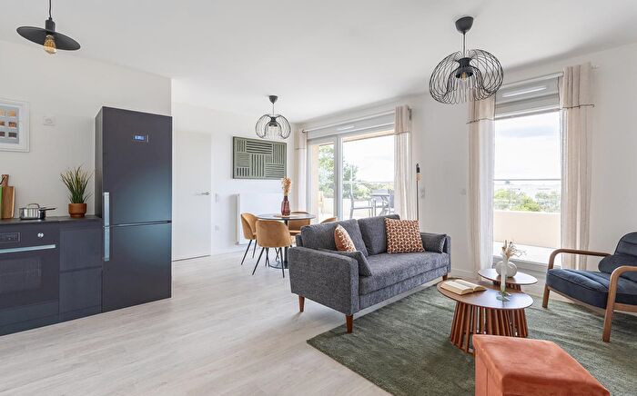 Appartement 4 pièces à Saint-Barthélemy-d'Anjou, à vendre