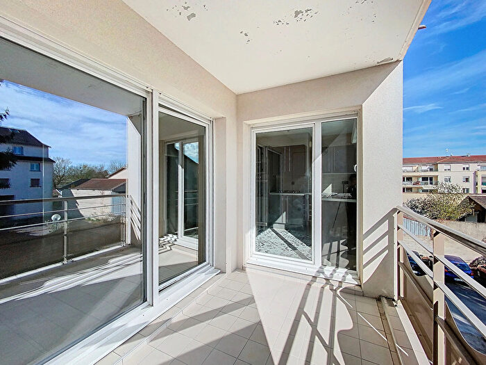 Meximieux : Appartement 3 pièces à louer