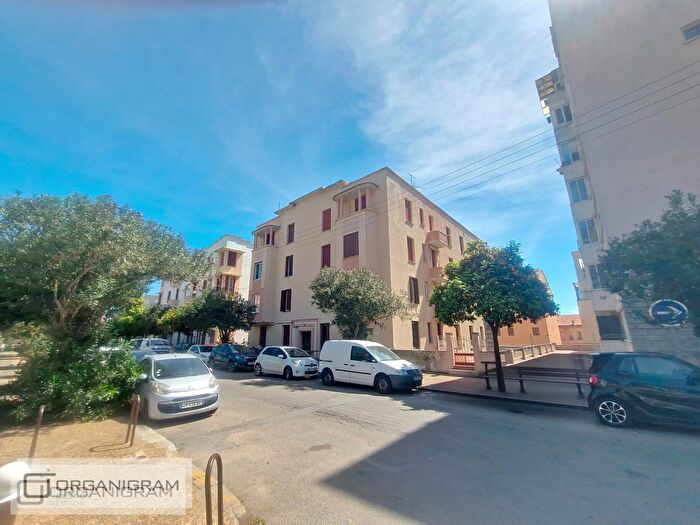 Appartement à louer - Ajaccio, Casone, Trottel - 3 pièces - 2 chambres