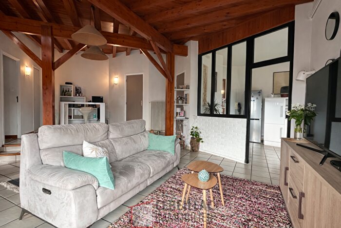 Maison à vendre - Clermont-Ferrand, Cotes de Clermont - 7 pièces - 4 chambres