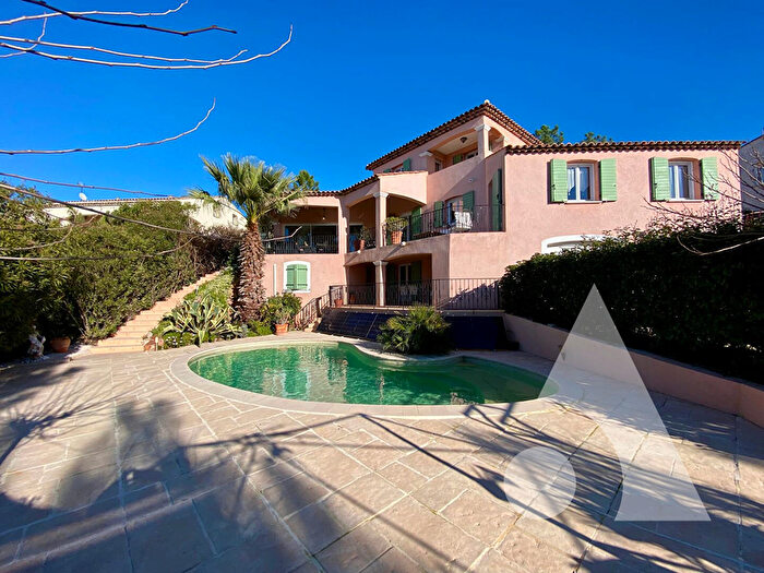 Maison à vendre - Vidauban - 7 pièces - 4 chambres