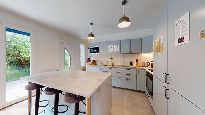 Appartement à louer - Parcs, Romainville - 1 pièce - 11 chambres