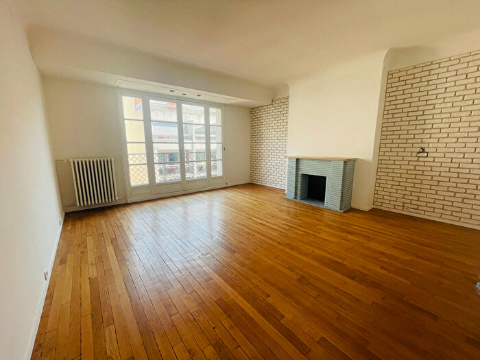 Appartement 3 pièces à Paris 18ème, Jules Joffrin, à vendre