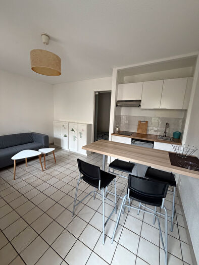 Appartement 1 pièce à Muret, Centre-ville, à louer