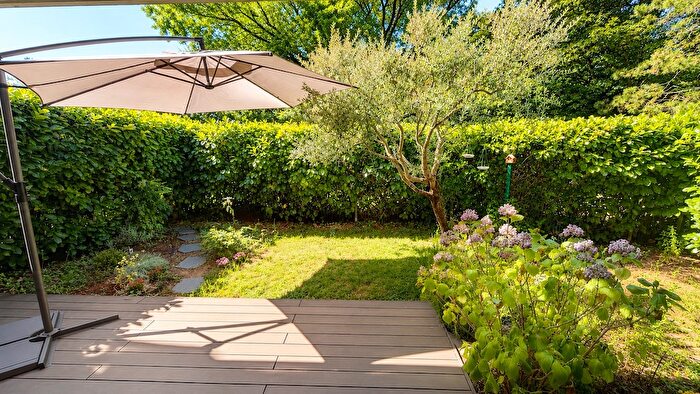 Écully, Les Serres, Vivier : Appartement 5 pièces à vendre
