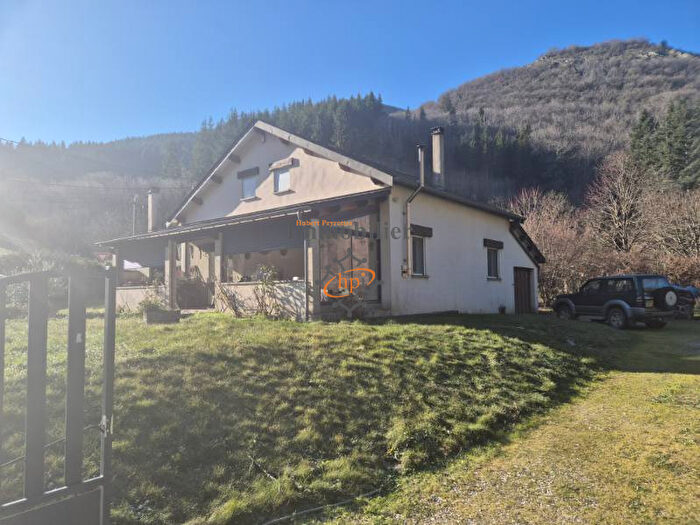 Maison à vendre - Brusque - 7 pièces - 3 chambres