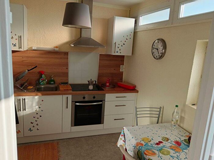Appartement 3 pièces à Les Fougeres, Grand-Charmont, à louer
