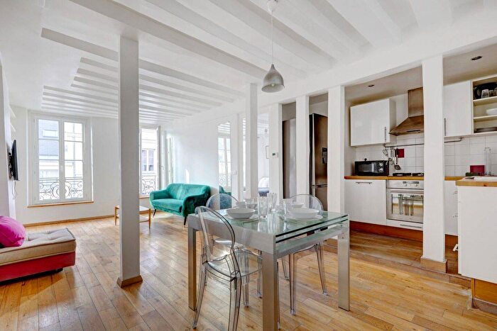 Appartement à louer - Arsenal, Paris ème arrondissement - 3 pièces - 2 chambres