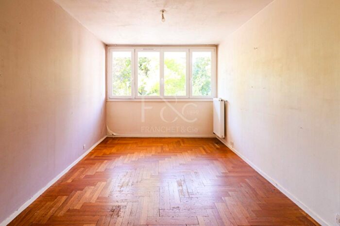 Appartement 3 pièces à Sainte-Foy-lès-Lyon, La Plaine, Chantegrillet, à vendre