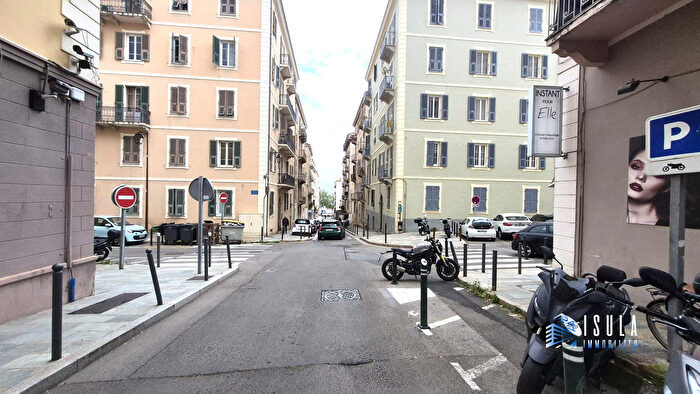 Appartement 2 pièces à Ajaccio, La Viletta, Pietrina, Gare, à vendre