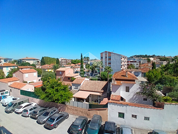 Saint-Raphaël, Centre-ville : Appartement 4 pièces à vendre