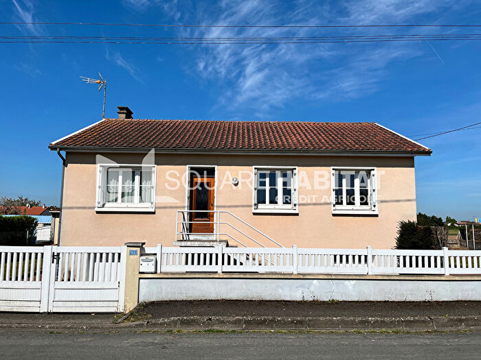 Maison à vendre - Thouars - 5 pièces - 3 chambres