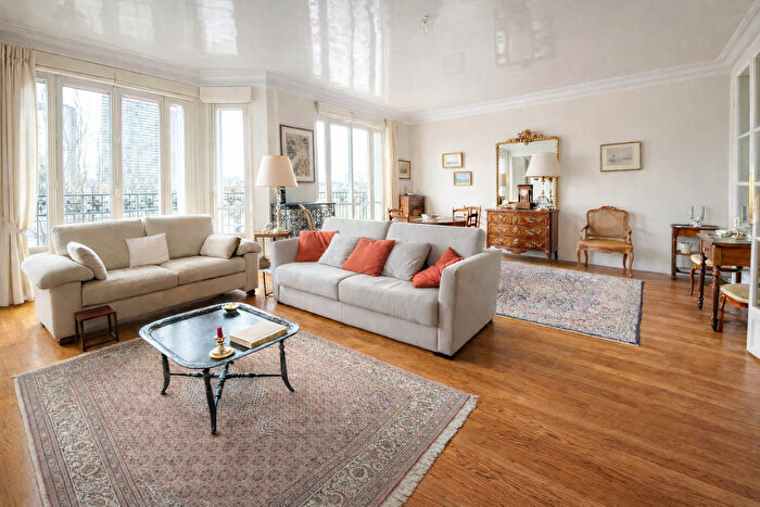 Appartement à vendre - Paris e , Auteuil-Nord, Jasmin, Mirabeau - 4 pièces - 2 chambres