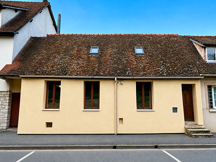 Chaumont-en-Vexin : Maison 5 pièces à vendre