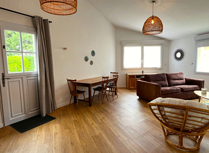 Maison à vendre - Château-dOlonne, Les Soulardières, Mairie - 2 pièces - 1 chambre