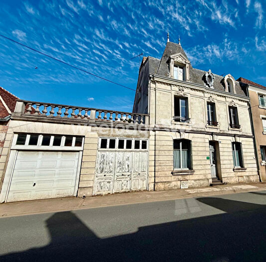 Maison à vendre - Levroux - 9 pièces - 6 chambres