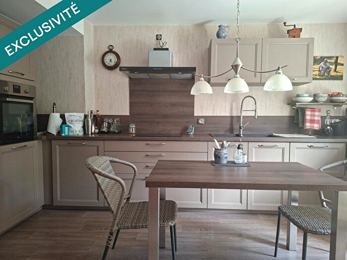 Petite-Rosselle - Maison 8 pièces à vendre