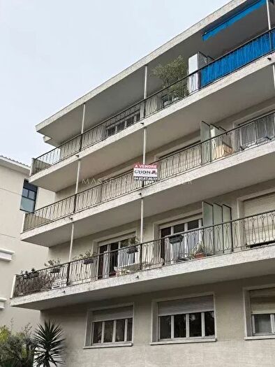 Appartement 4 pièces à vendre à Cannes, Carnot