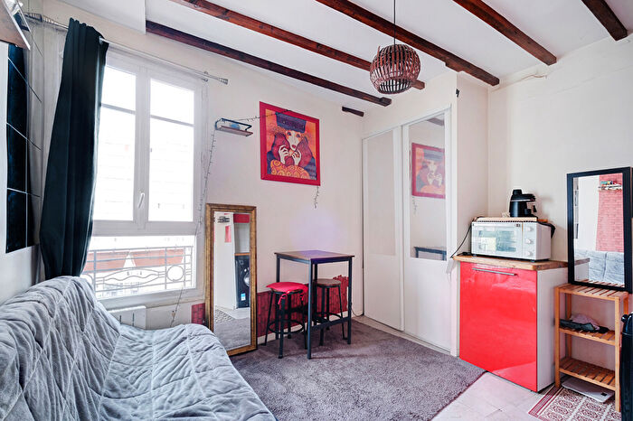 Appartement à vendre - Clichy, République, Victor Hugo - 1 pièce