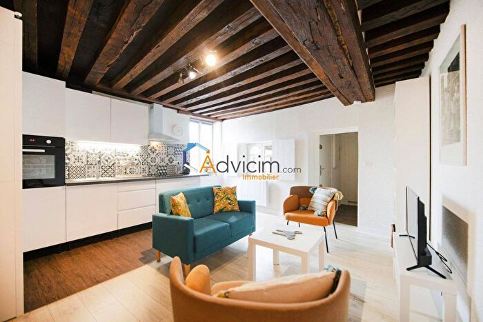 Appartement à louer - Bourgogne-Pasteur, Orléans - 3 pièces - 2 chambres