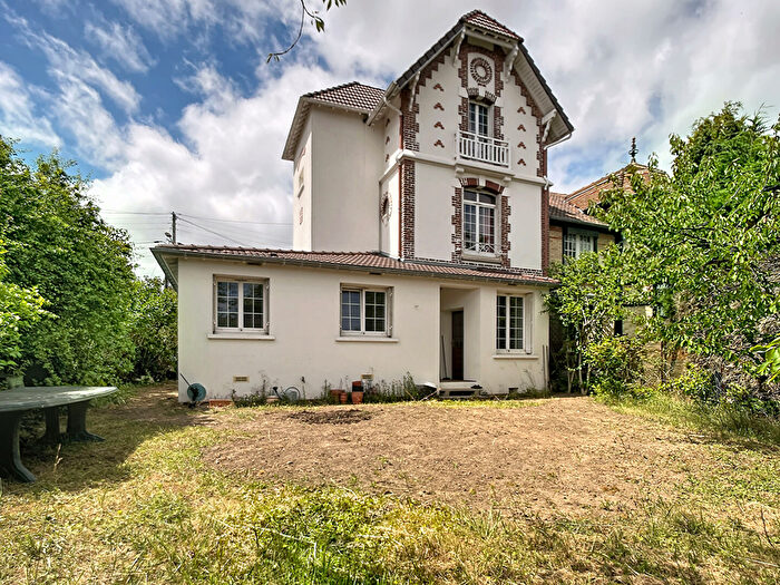 Maison 6 pièces à Eaubonne, Cerisaie, Jean Macé, à vendre
