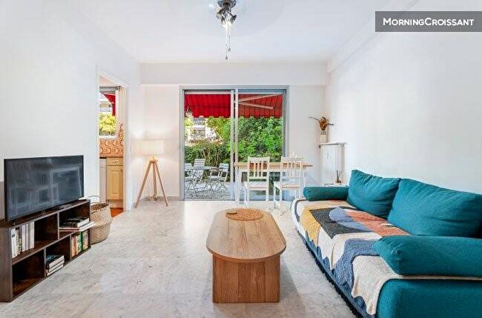 Appartement à louer - Cros de Cagnes-Les Vespins, Cagnes-sur-Mer - 1 pièce