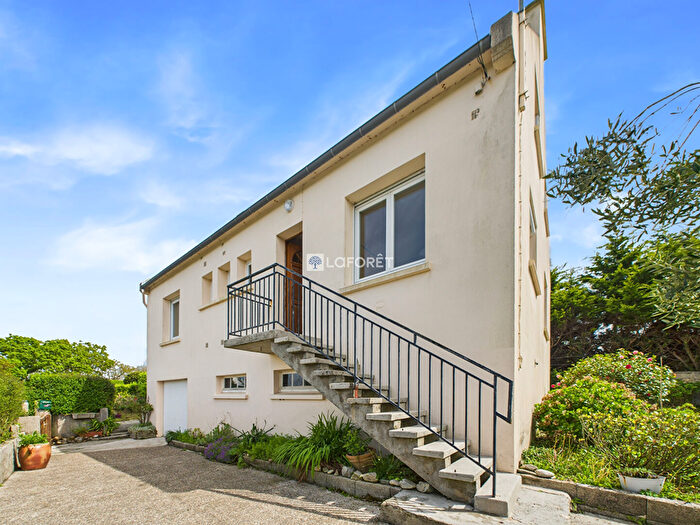 Maison à vendre - Saint-Nic - 7 pièces - 6 chambres