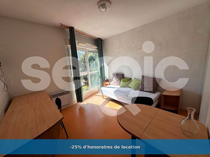 Orléans, La Croix Saint-Marceau, La Mouillère, Pré Pinson : Appartement 1 pièce à louer