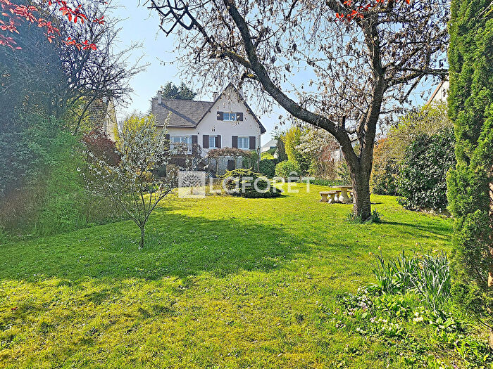 Maison 7 pièces à Linas, à vendre