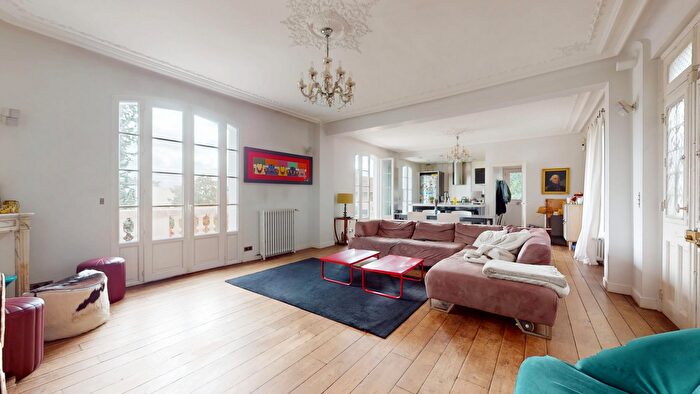 Maison à vendre - Le Perreux-sur-Marne, Centre-ville, Quais dArgonne - 7 pièces - 4 chambres