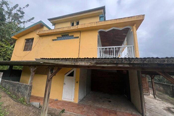 Appartement à louer - Saint-Joseph - 3 pièces - 2 chambres