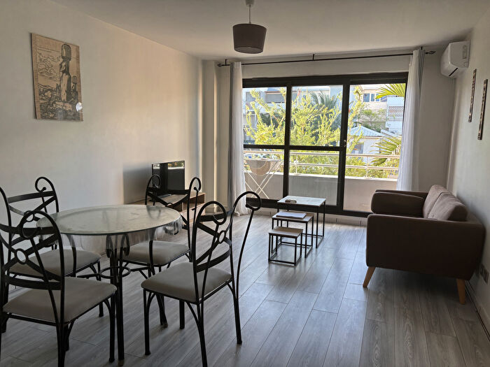 Appartement 2 pièces à louer - Saint-Pierre, Centre-ville