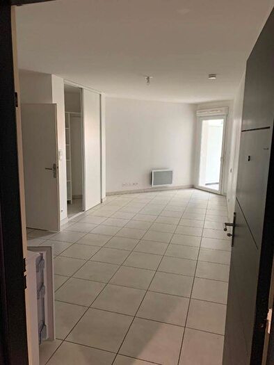 Appartement à louer - Billette-La Foux Teissonniere, Draguignan - 1 pièce
