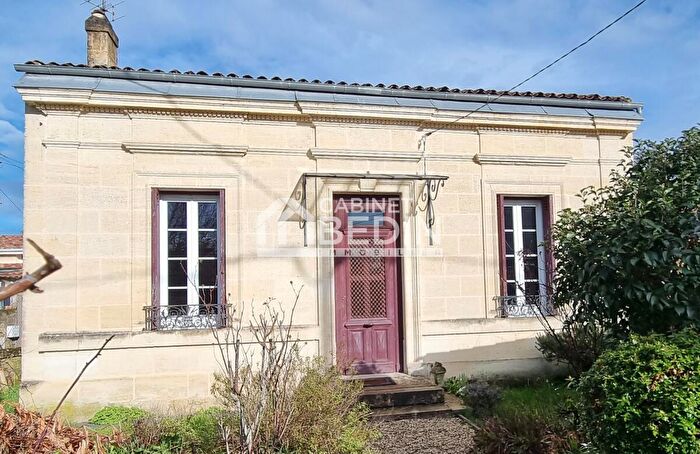 Maison à vendre - Saint-André-de-Cubzac - 6 pièces - 4 chambres