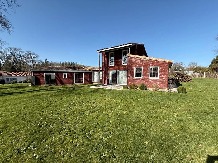 Maison à vendre - Vue - 7 pièces - 5 chambres