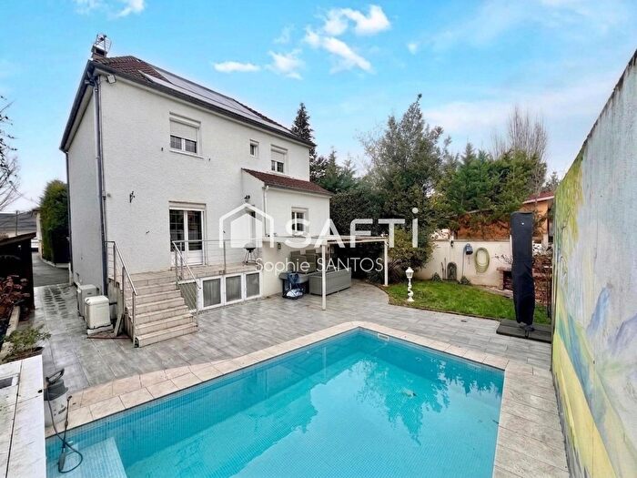 Maison 6 pièces à vendre - Neuilly-Plaisance, Bel Air, Clémenceau, Carnot