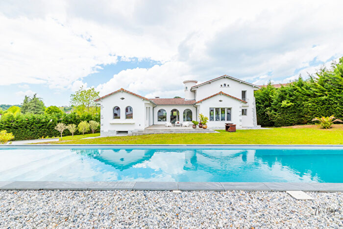 Maison à vendre - Hasparren - 6 pièces - 4 chambres