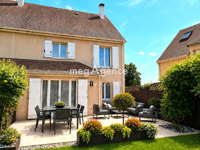 Maison 6 pièces à Houdan, à vendre