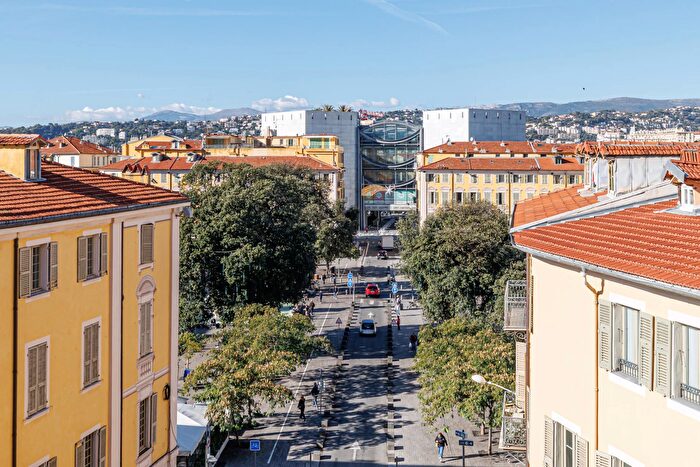 Appartement 3 pièces à Nice, Garibaldi, à vendre